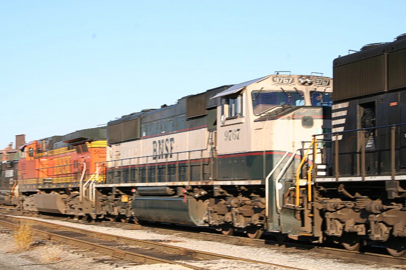 BNSF 9767